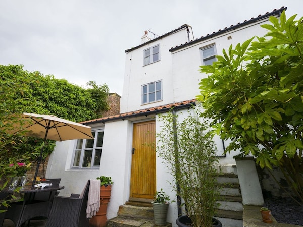 Sunshine Cottage - Whitby