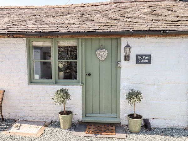 Top Farm Cottage - West Midlands