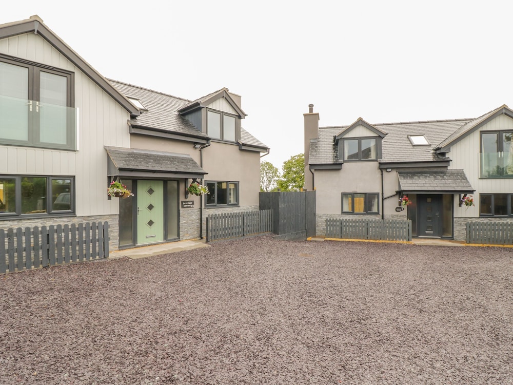 Big Azzles - Anglesey