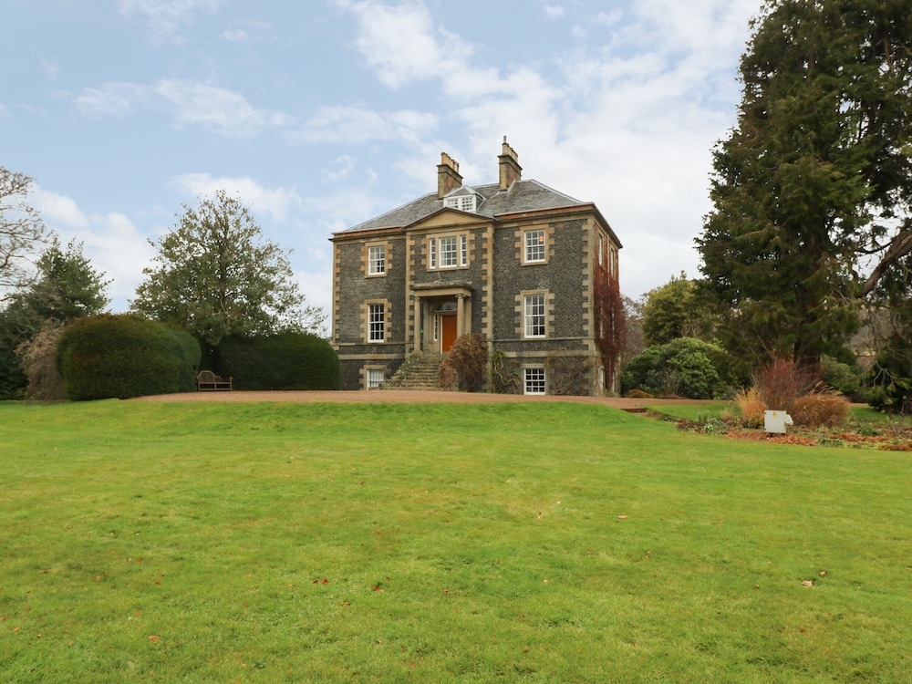 Harmony House - Harmony Gardens - Melrose