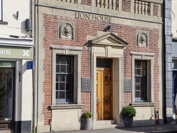 Lion House - Dartmoor Forest