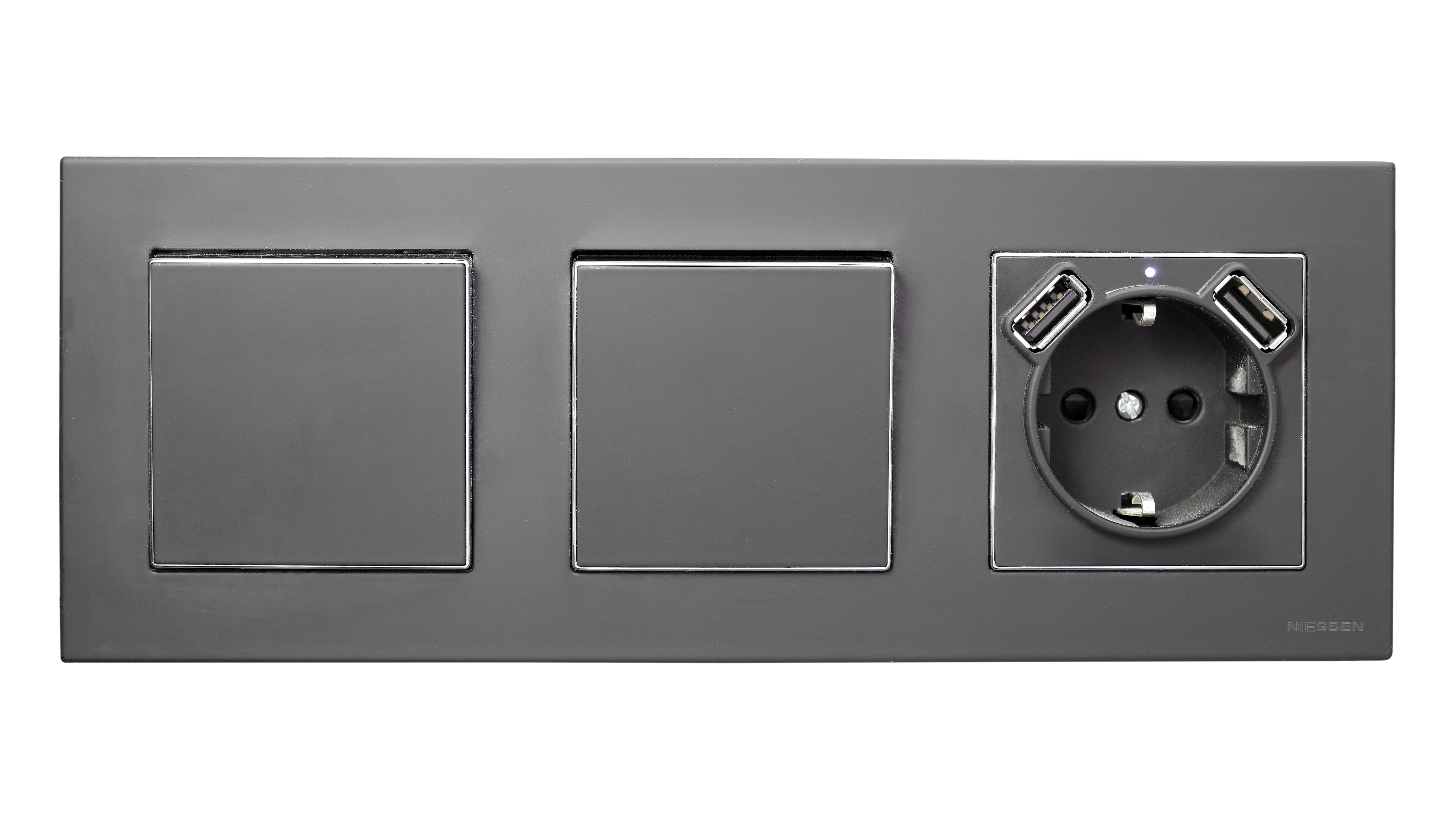 Painel elétrico cinzento com duas tomadas quadradas vazias e uma tomada circular com duas portas USB.