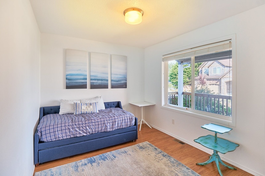 Pet-friendly, Enclosed Yard, Walk To Town/beach (Whale) - Washington