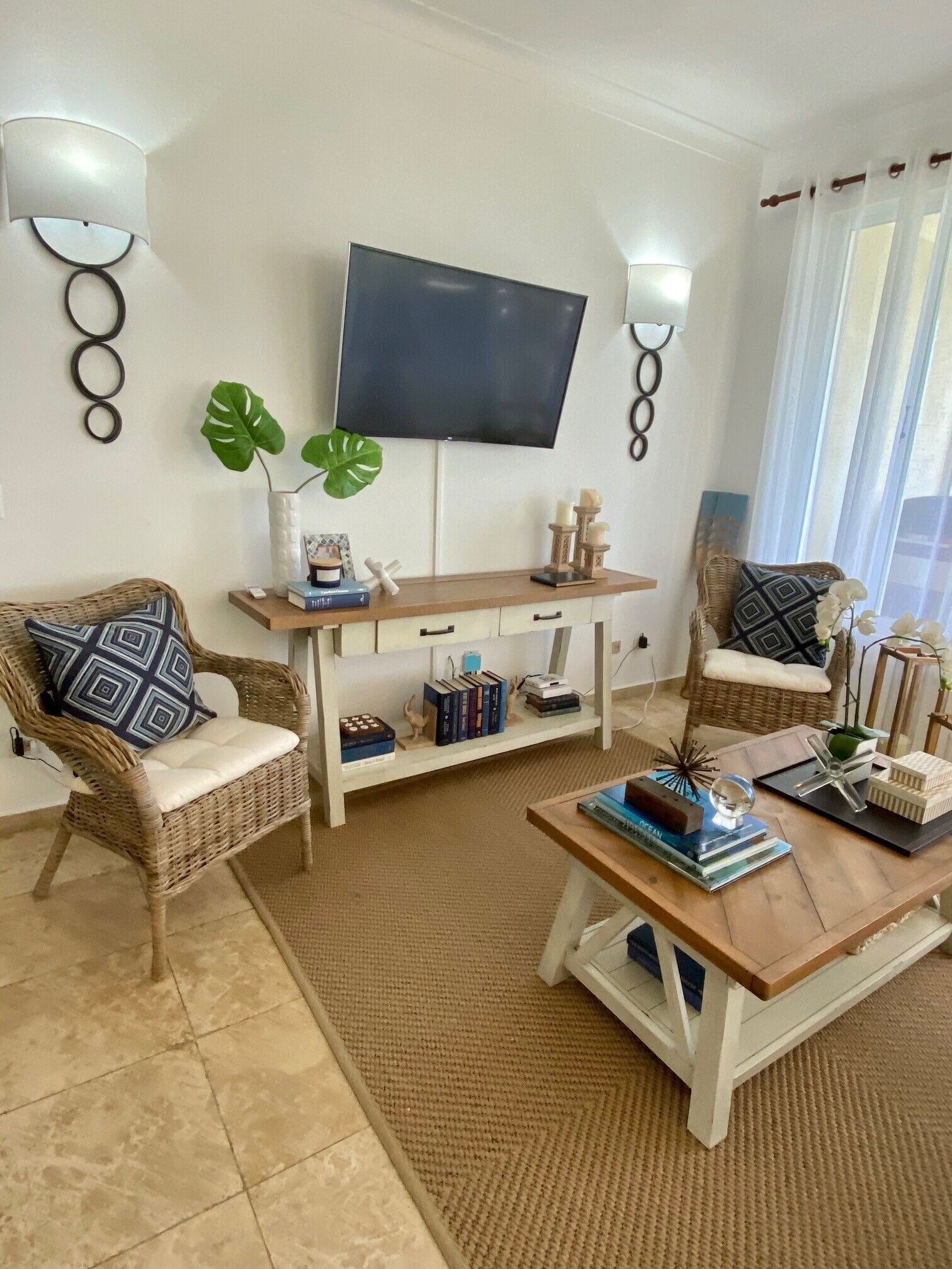 Beachfront Condo 2br/2.5ba Steps From Cabarete Centro And Your Own Private Beach - Cabarete