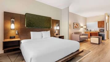 Escrivaninha, espaço de trabalho para notebook, cortinas blackout