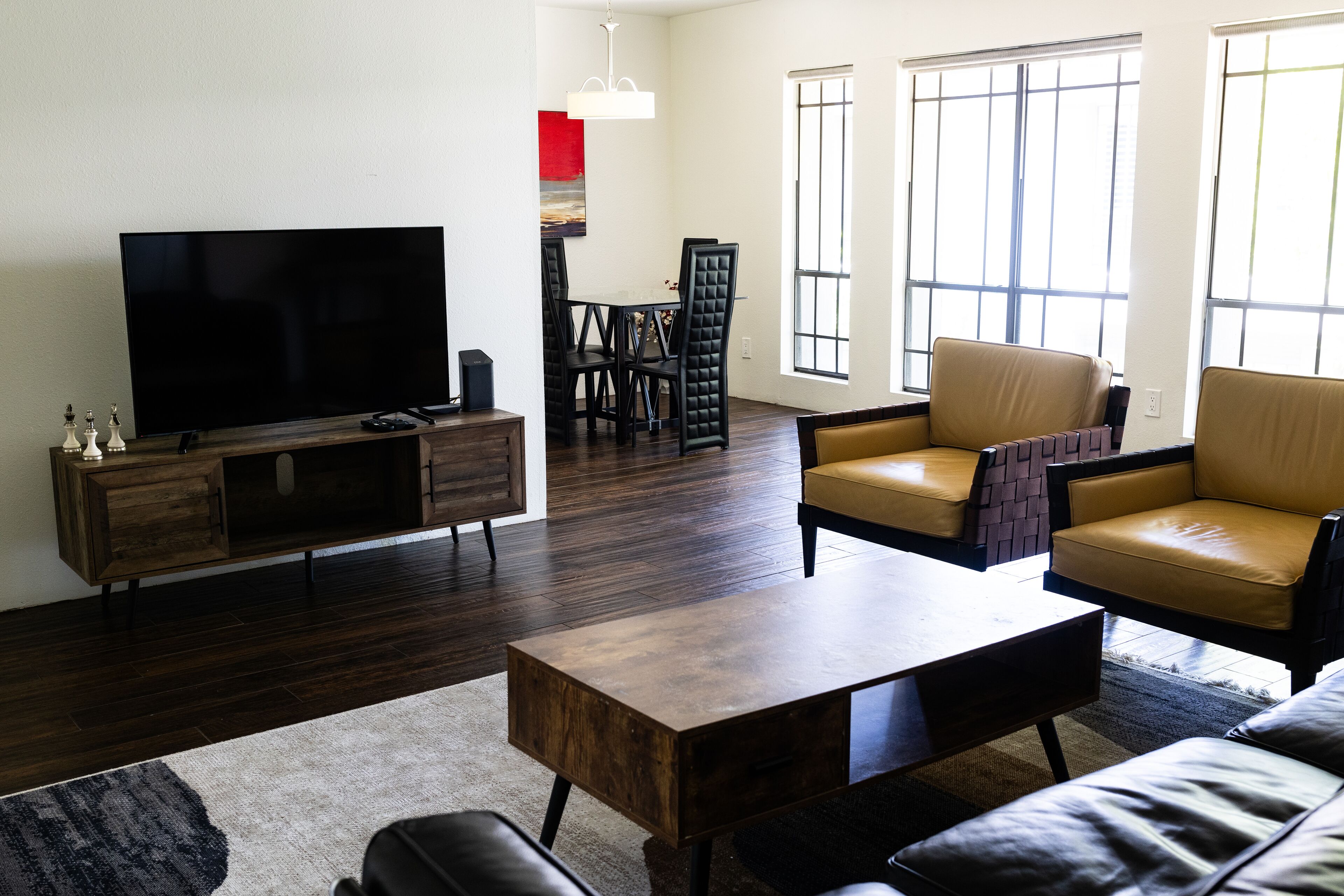 Contemporary Luxury In The Heart Of It All - Phoenix, AZ