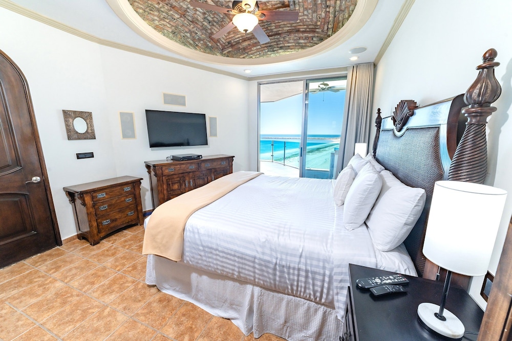 Esmeralda Beach Resort 2 Bedrooms Condo A 603 - Baja California