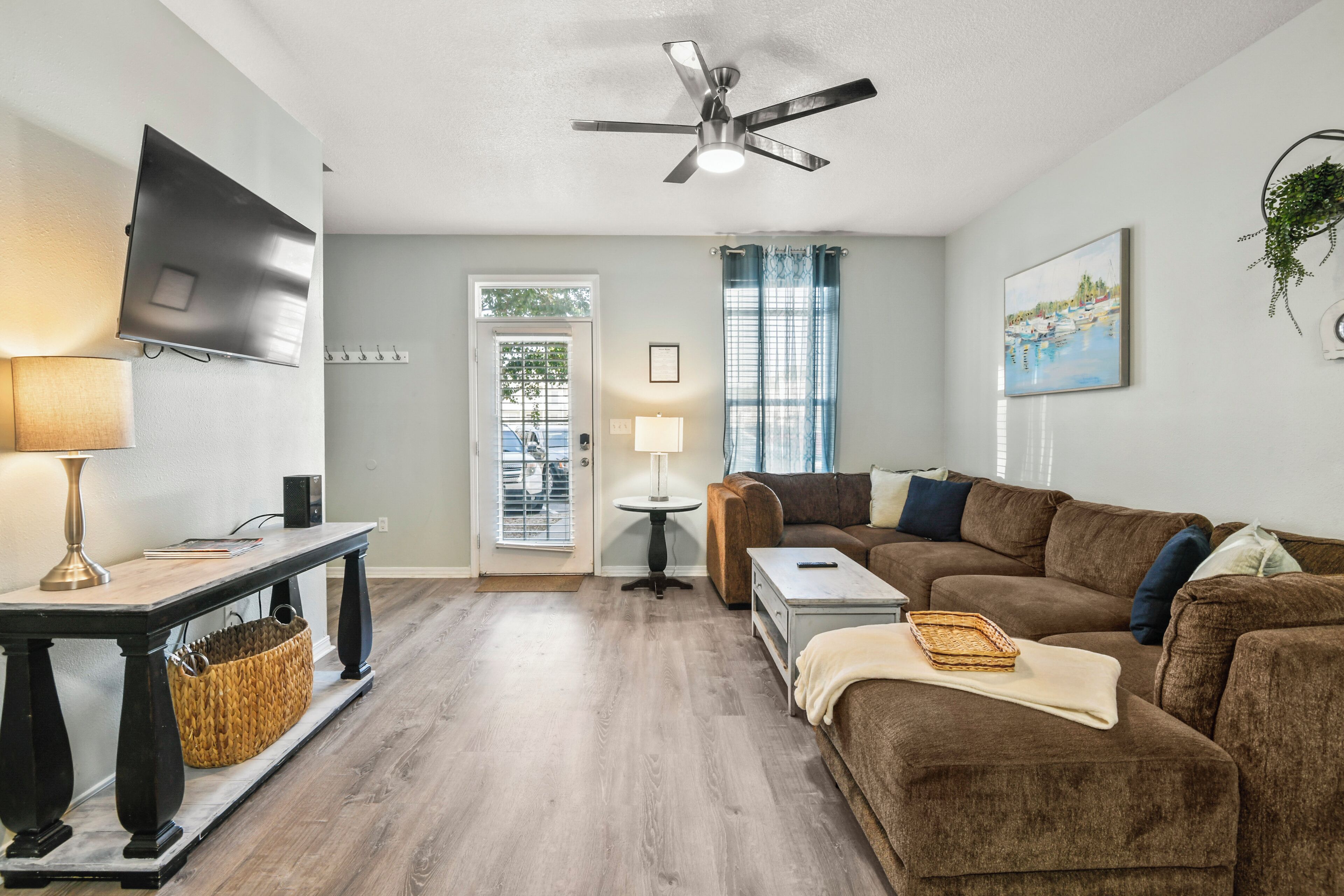 Gulfport Side By Side Townhomes, 1 Block To Beach - 빌럭시