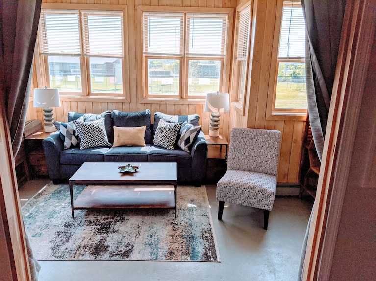 Beach Time Awaits You At Ocean View - Rhode Island