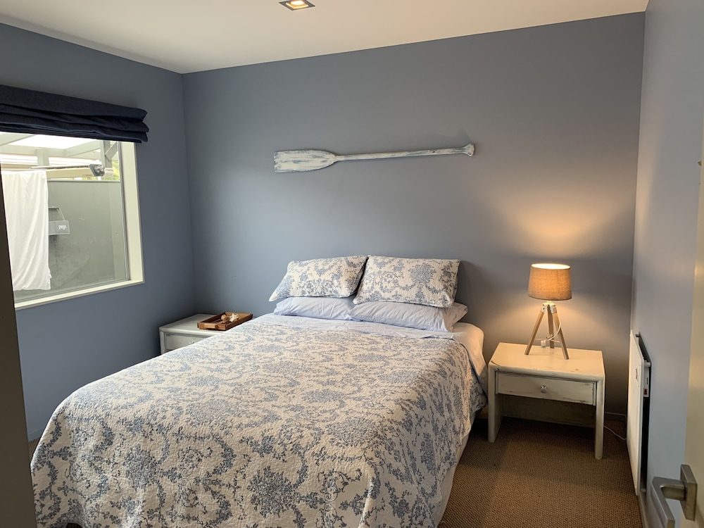 Entertainers Home At The Beach - Waihi Beach