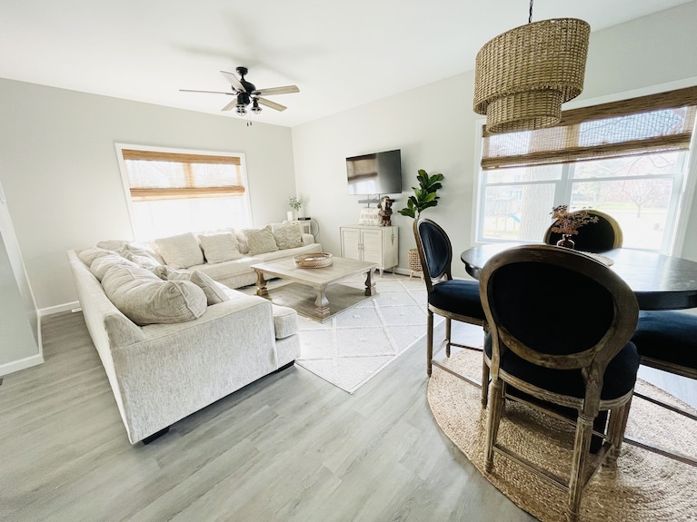 New & Modern South Haven Beach House - South Haven, MI