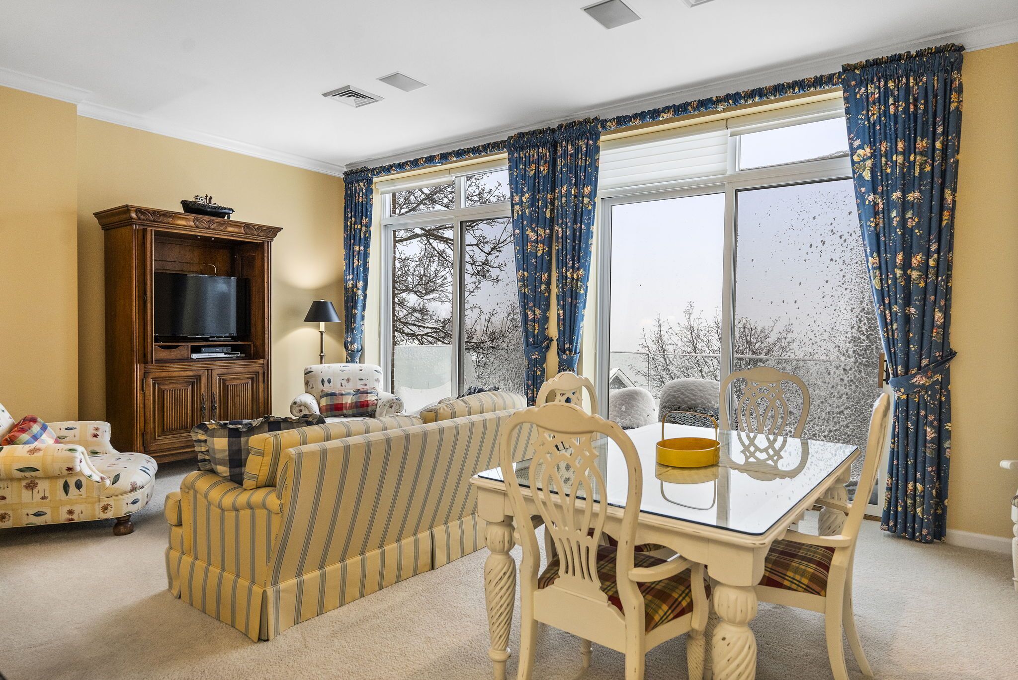 Bank Penthouse Suite 12 - In Town - Bay View! Elevator - Petoskey, MI