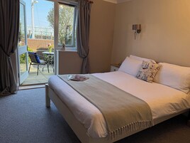 Quarto Duplo, acessível, casa de banho anexa (Disabled Access) | 1 quarto, Wi-fi grátis 