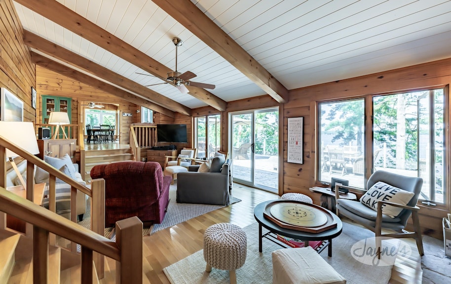 Island Property On Lake Muskoka! 4brdm, 3 Bath! Best Internet! Sup, Kayak - Bracebridge