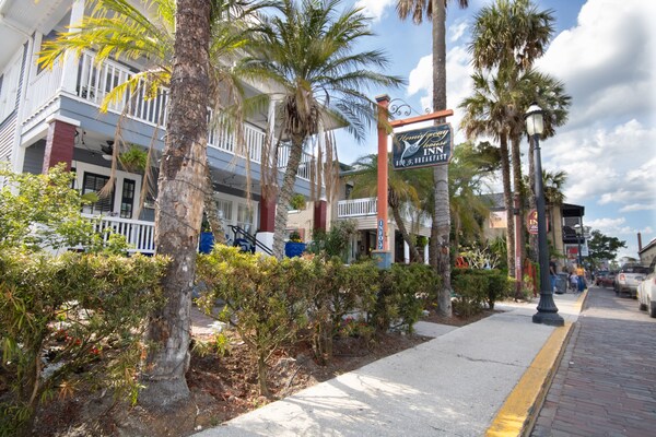Hemingway House Bed And Breakfast - St. Augustine, FL