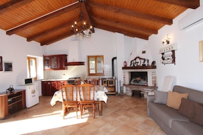 Casa, 1 quarto, terraço, vista para o jardim | Área de estar