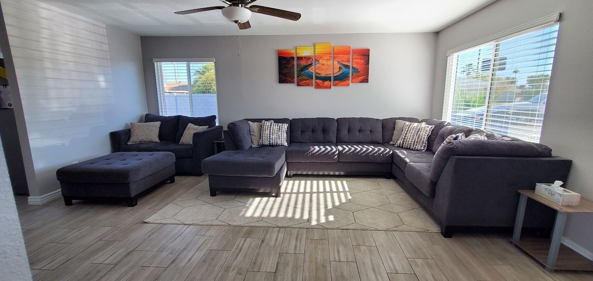 ️ Modern Mesa Escape: Private Pool & Great Location ️ - Sloan Park Mesa