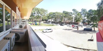 Apartamento Familiar | Vista da varanda