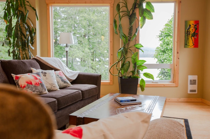 Comfortable New Home With Beautiful Inlet Views To Experience A True Tofino Stay - Tofino