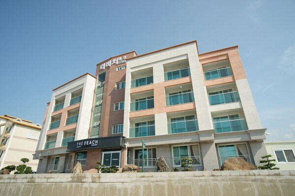 The Beach Pension - Jeju