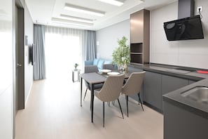 Suíte | Wi-Fi de cortesia, roupa de cama