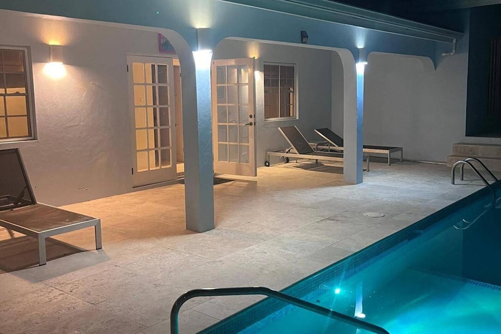 Luxury Villa-sleeps 6-private Pool - Antigua and Barbuda