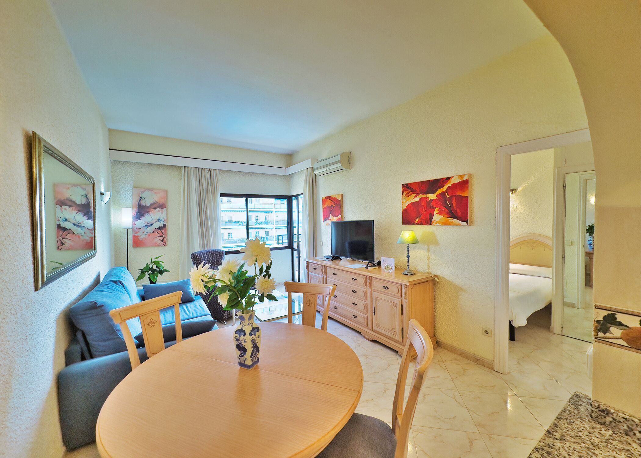 Skol 526 - Beachfront 1-bedroom Apartment With Sea Views - Marbella