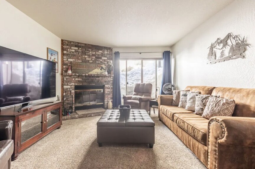 Cozy Cabin Close Distance To The Slopes With Full Amenity Complex! - California