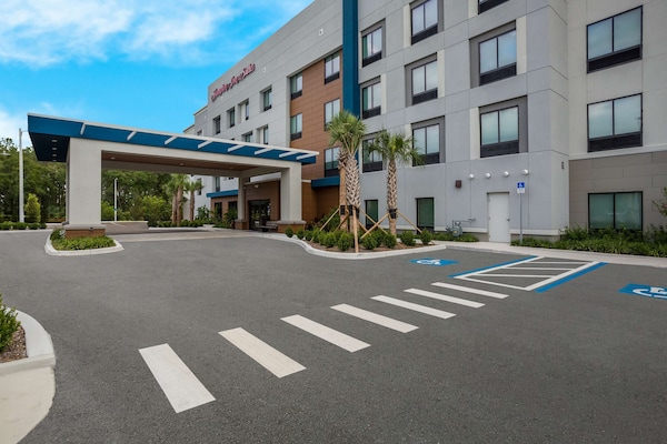 Hampton Inn & Suites Ruskin I-75 - Apollo Beach, FL