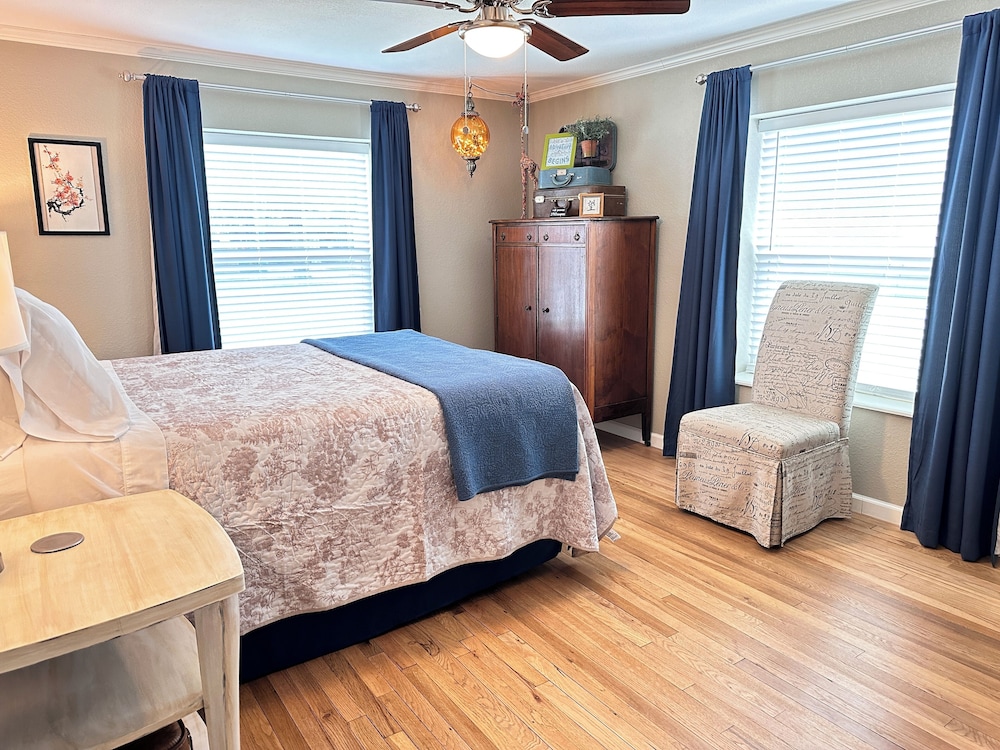 The Compass North With Full Kitchen Near Tsu - Stephenville, TX