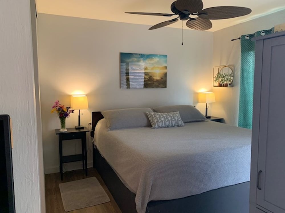 #41 Turtle Hut At Punalu`u Black Sand Beach * Most 5 Star Ratings - Punaluʻu Beach, HI