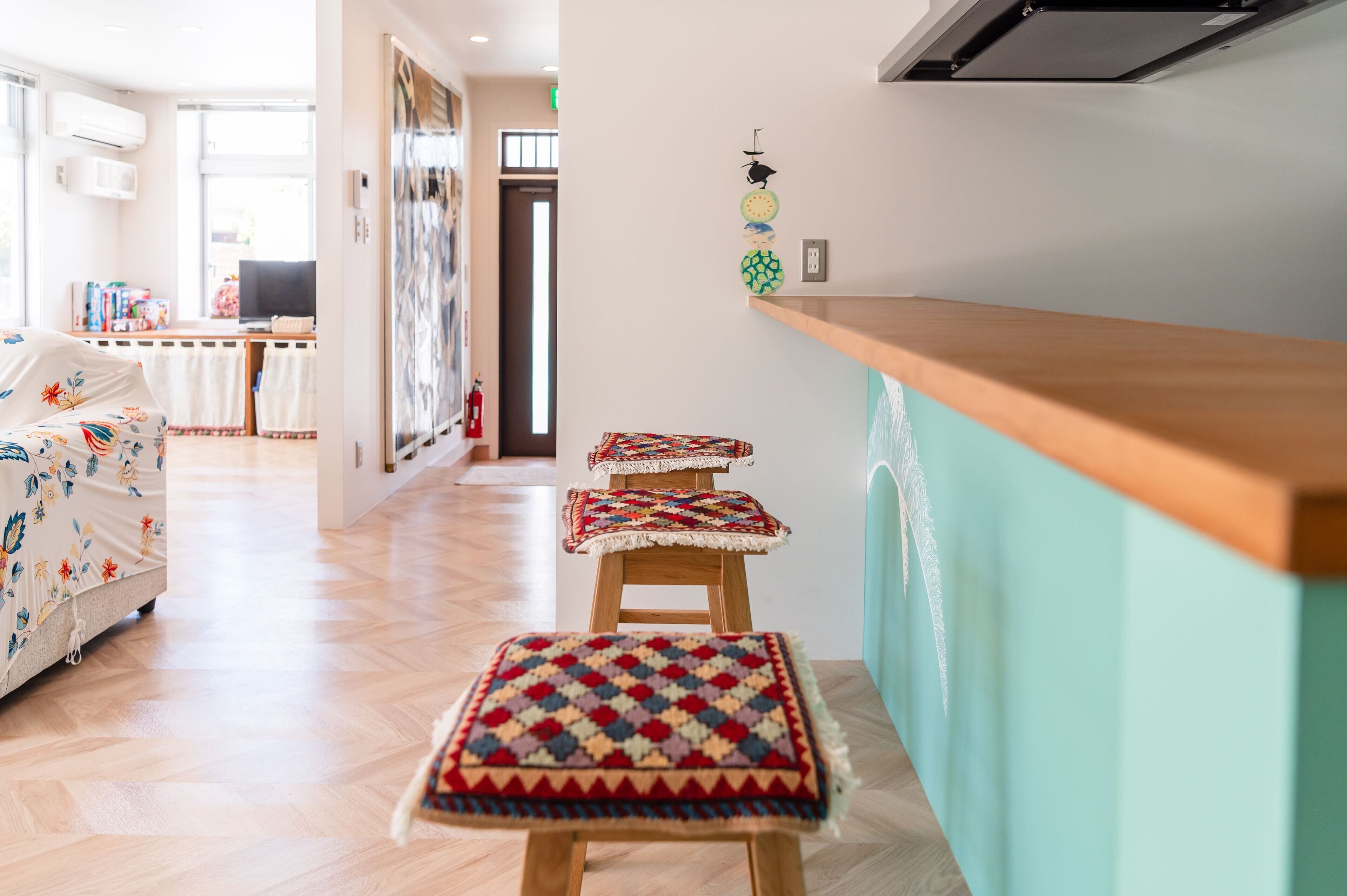 Casa Básica, não fumadores (Private Vacation Home) | Cozinha privada | Um frigorífico, um micro-ondas, uma placa de cozinha 