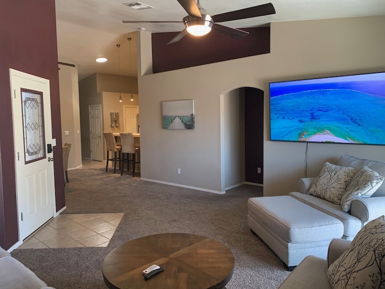 Bullhead City 3 Bedroom! Private Launch, & Beach! - Laughlin, NV