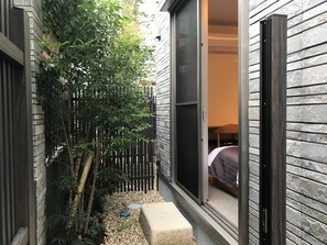 Quarto, não fumadores (Standard A) | Secretária, Wi-fi grátis 