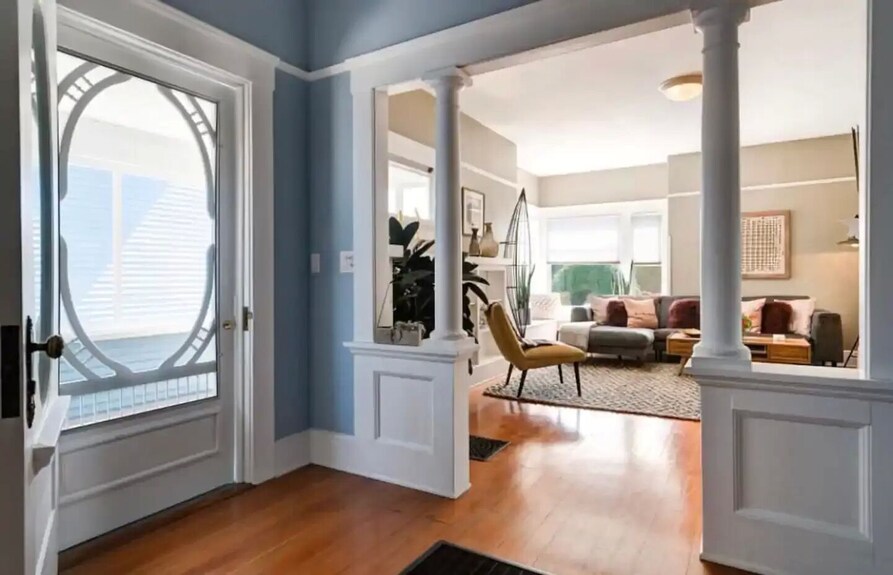 Beautiful Historic Home And Gardens Near Downtown! - San Diego, CA