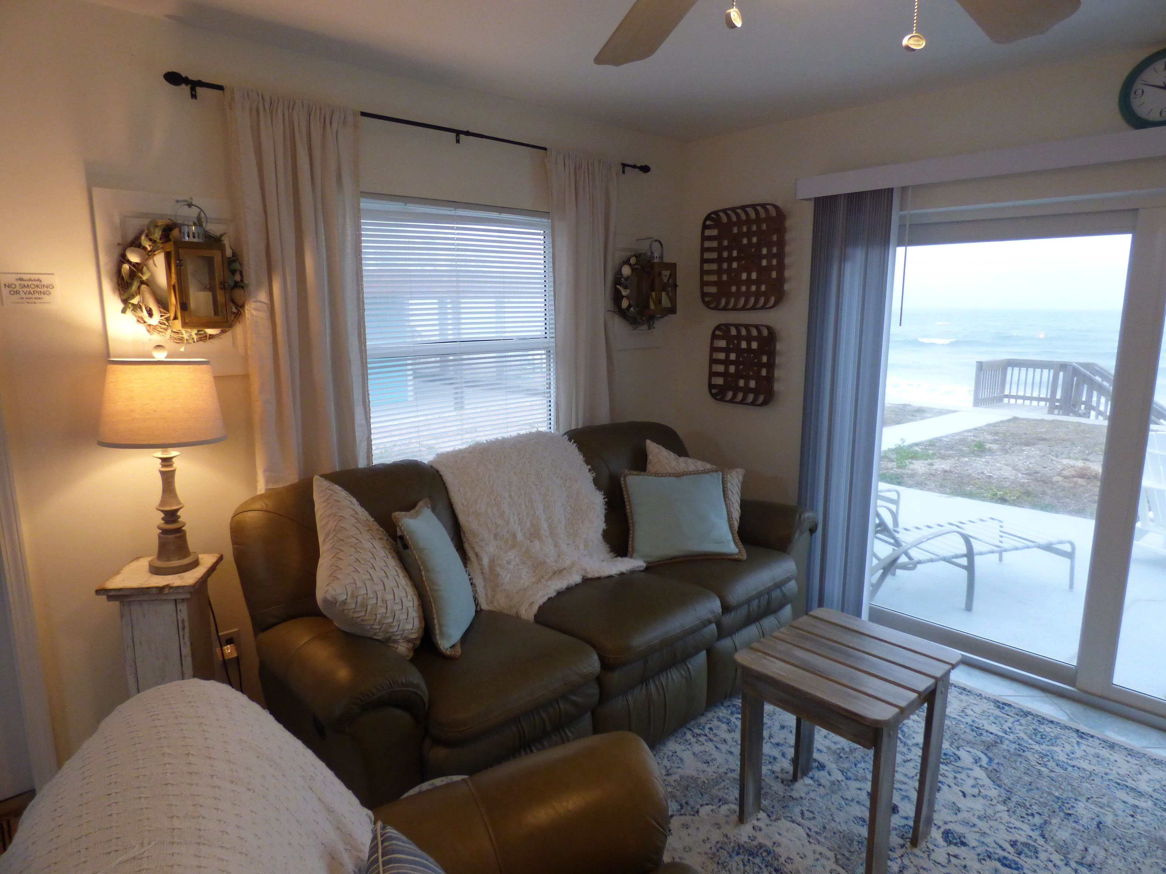 The Ocean Is Your Backyard - Entire House On Ocean - Flagler Beach