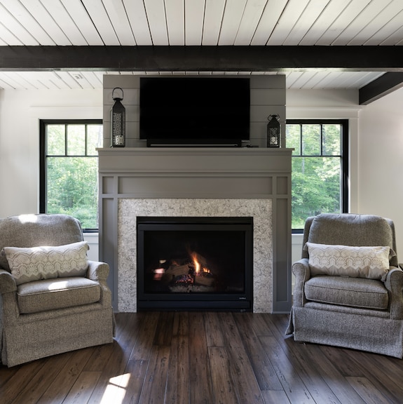 Idyllic Mountain And Lake Getaway - New Hampshire