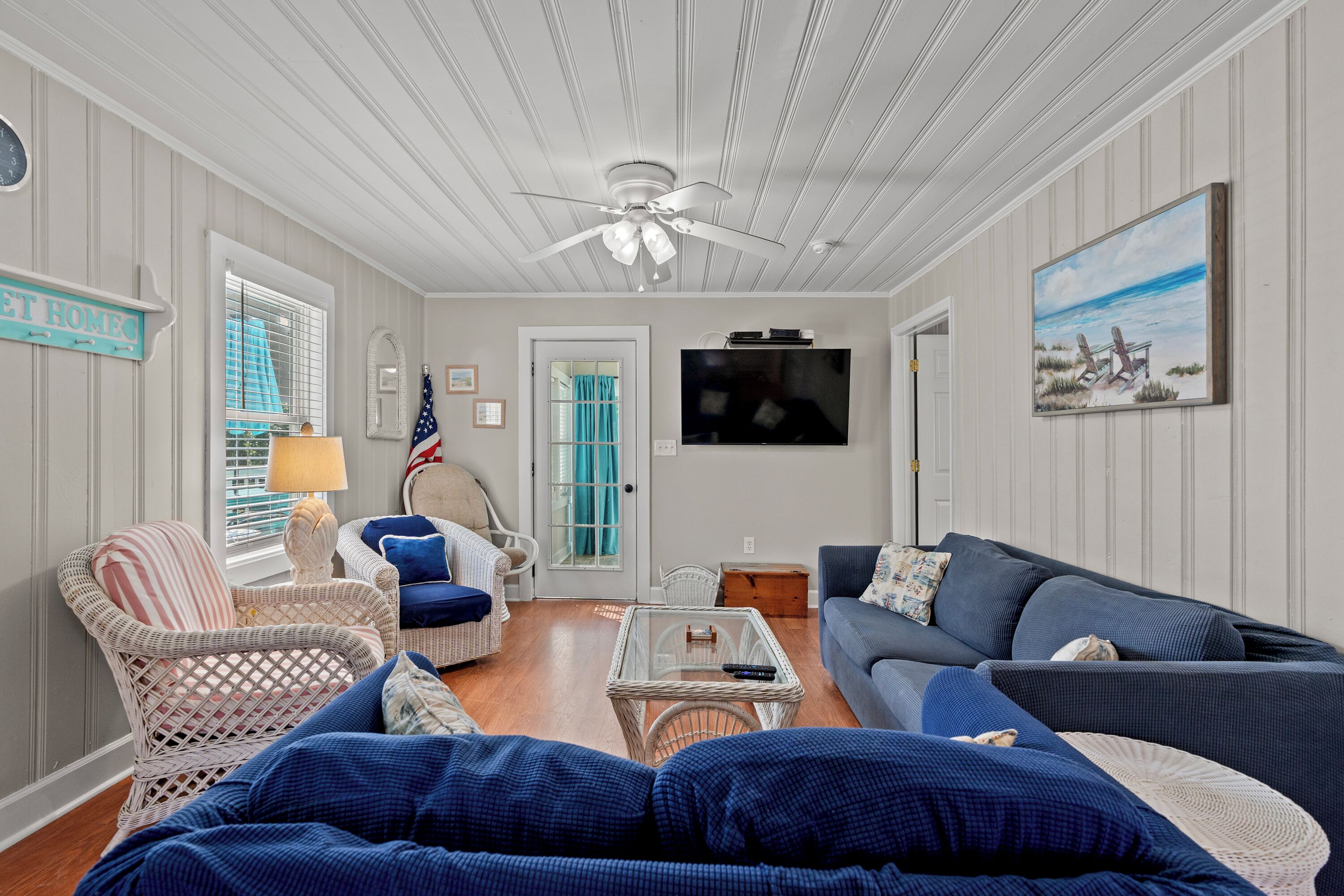 A Step Away - 4 Bedroom Home In North Myrtle Beach - North Myrtle Beach, SC