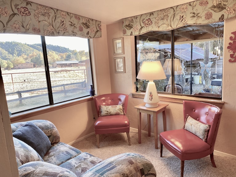 #8 Polly's Hacienda At The Catwalk, 2 Bdrm Adobe Home - Glenwood, NM