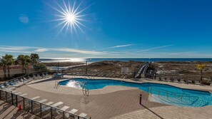 Apartamento em Condomínio Fechado, 1 quarto | Piscina | Piscina interior, piscina exterior 