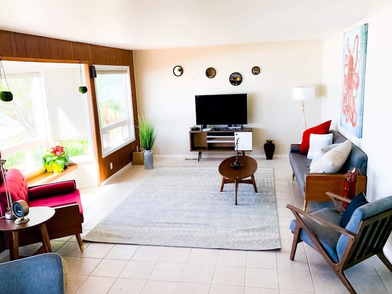 Your Private Beach Front Holiday Villa Redwood Coast, Sandy Beach, Views Galore! - Lucky 7 Casino & Hotel