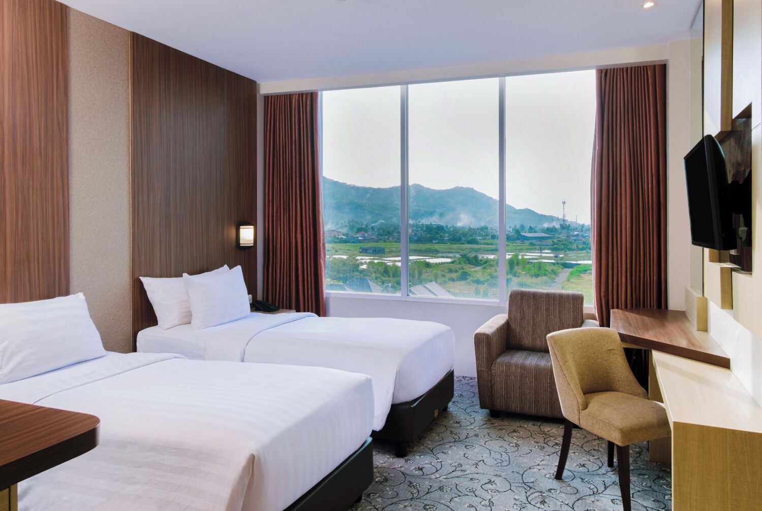 Deluxe Premier Room | Cofre no quarto, secretária 