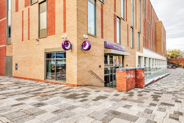 Premier Inn Banbury Town Centre - Castle Quay - Banbury