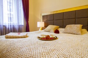 Apartamento de Luxo | 2 quartos, com decoração personalizada, com mobília individualizada 