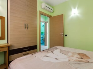 Apartamento | 3 quartos, com mobília individualizada, roupa de cama fornecida 