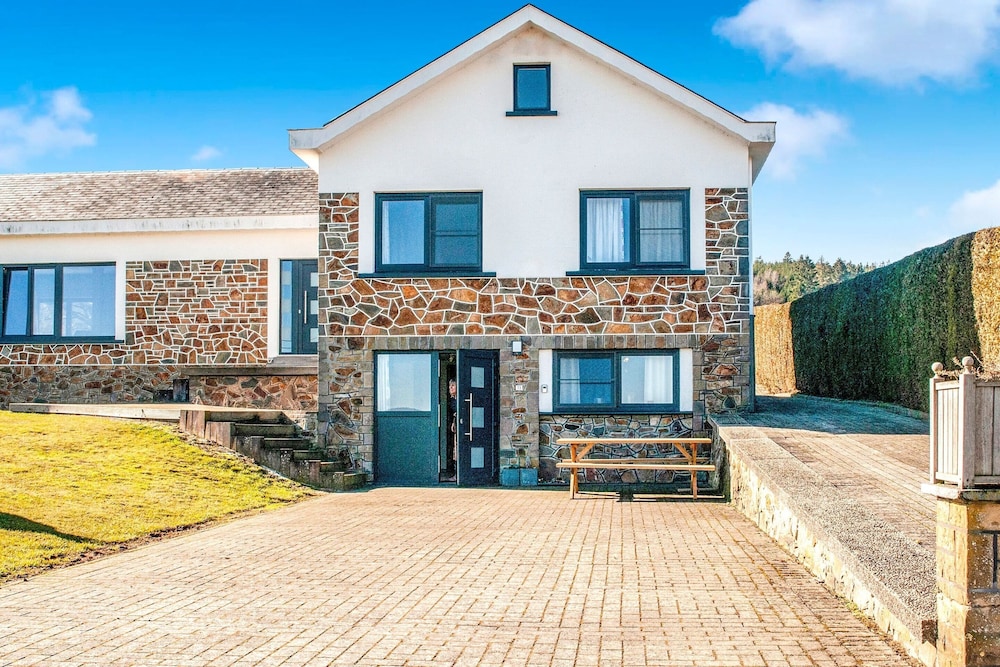 Holiday Home With Garden - Lierneux