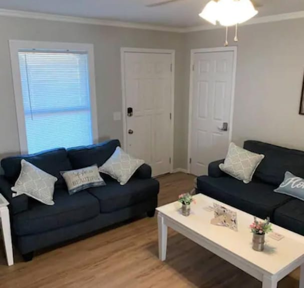 Convenient To Wind Farms, Wedding Venue, Hunting, Large Yard-pet Friendly! - Oklahoma