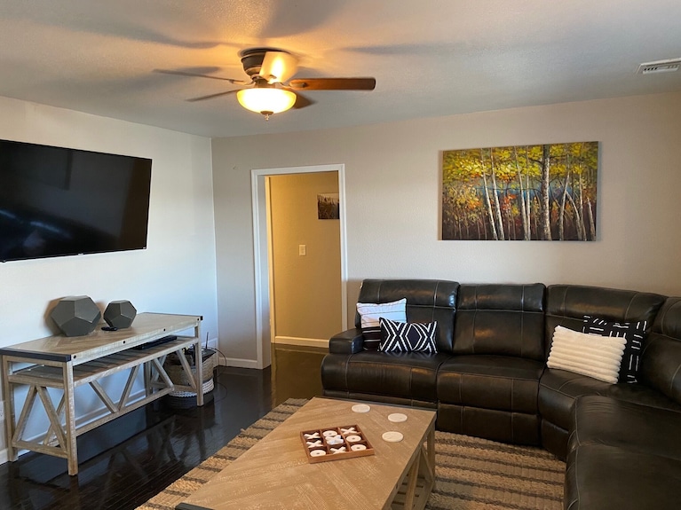 Cozy Flagstaff Home W/ Outdoor Fire Place - フラッグスタッフ, AZ