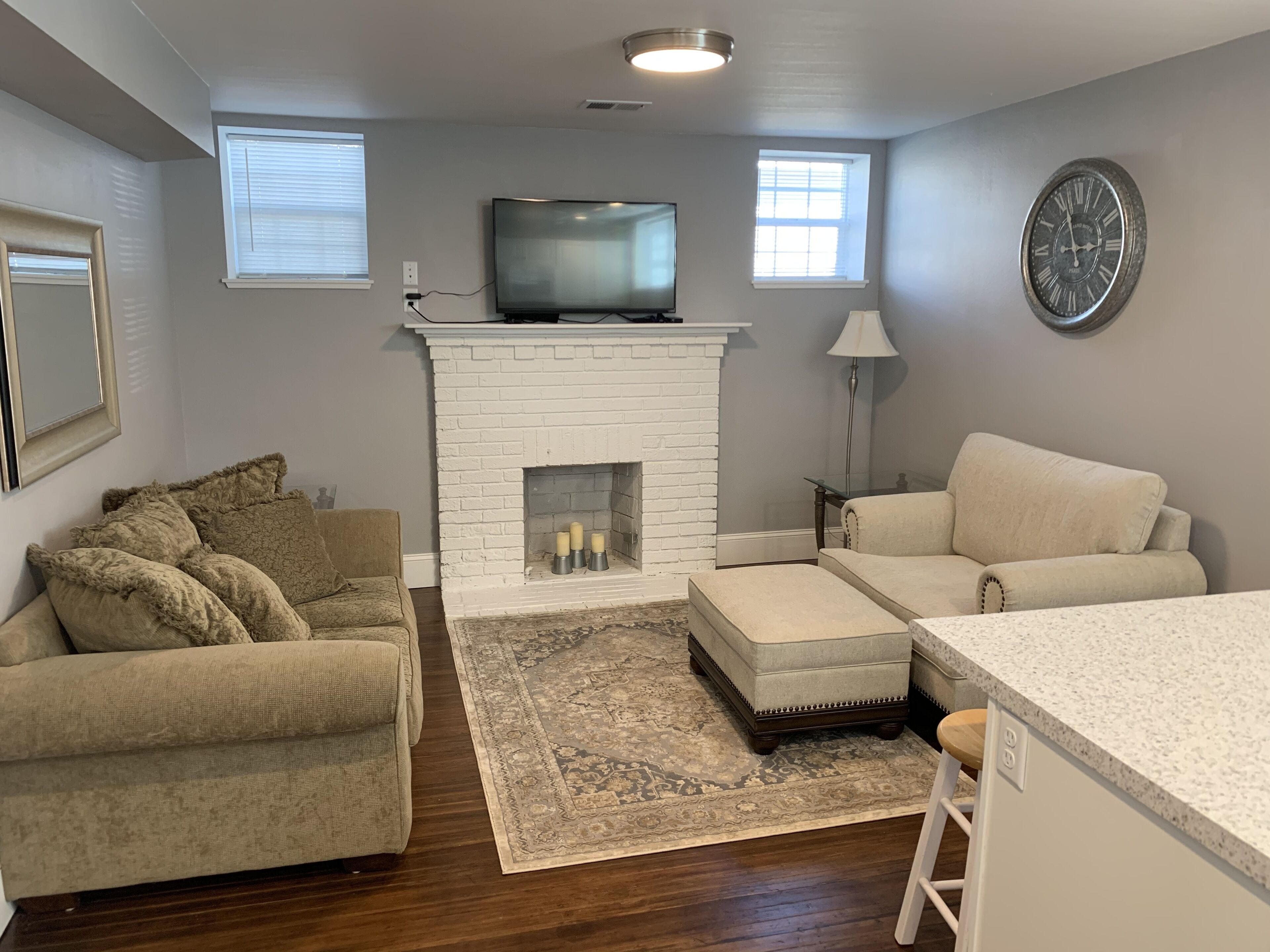 Casper's Cozy Craftsman Too - 캐스퍼