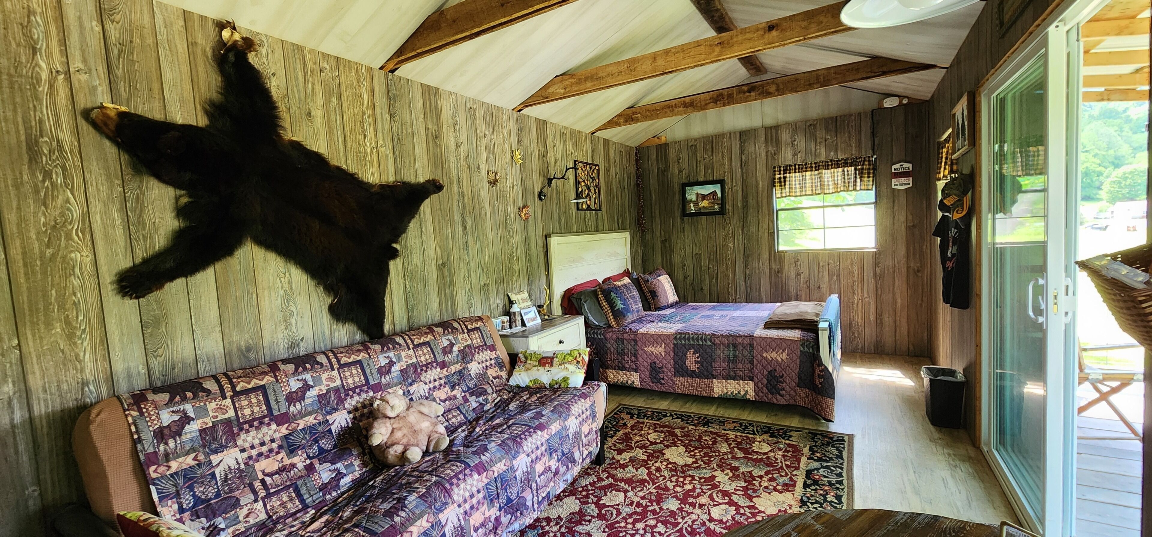 Pond View Cabin In Wild Wonderful Wv - Lewisburg, WV